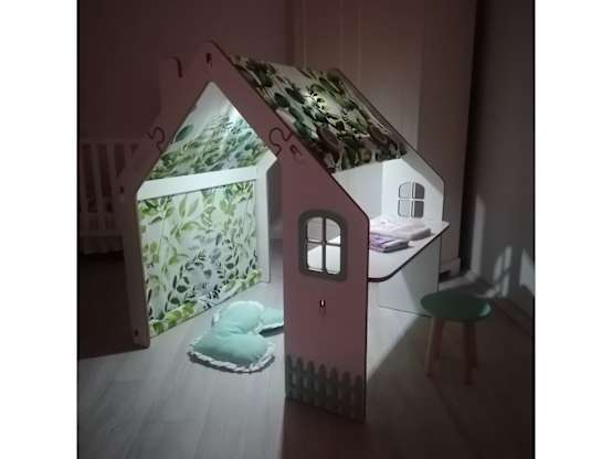 Maisonnette Pour Enfant En Bois "bianelli" Avec Bureau - 114 X 93 X 120 ...