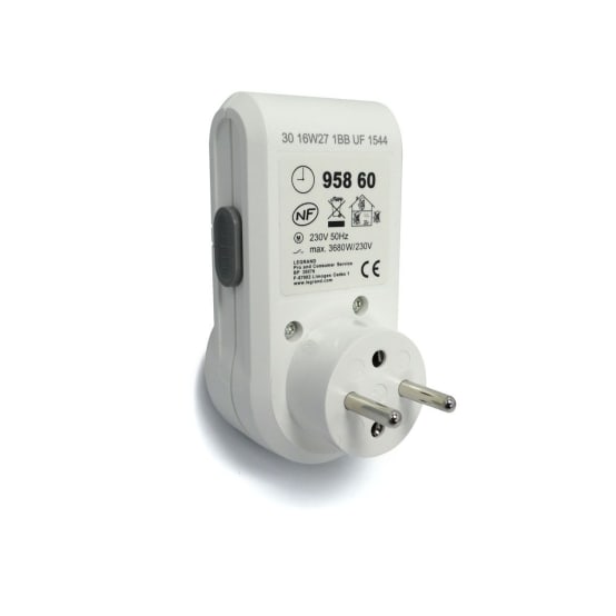 Programmateur journalier Legrand 16A - Jardiland