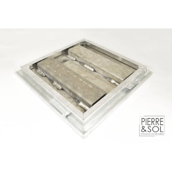 Cadre en acier galvanisé et couvercle en aluminium étanche - Alutrap RV ...