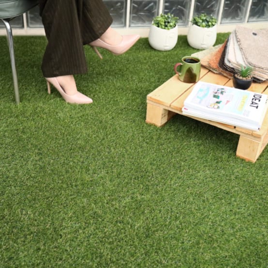 Gazon synthétique FireGuard Classé feu, 25 mm, 2m x 28m - Decoweb ...