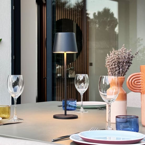 Lampe de table sans fil LED KELLY Noir Acier H38CM - Jardiland
