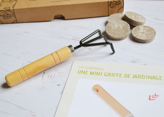 Kit de jardinage 'Mon premier potager' : graines bio, guide et ...