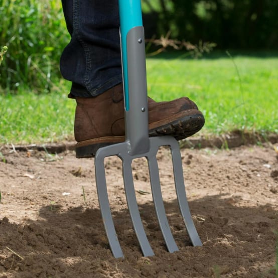 Horca de cavar de acero con mango de madera Natureline GARDENA - Jardiland