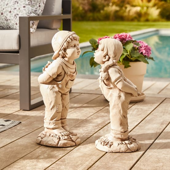 Ciddeco - Statue garçon L.19 x l.20 x H.50 cm - Jardiland